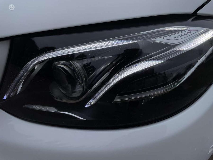 Balts Mercedes-Benz E 300 2018 Kuršėnai, ar dzinēja tilpumu 1.99 L un nobraukumu 75 tūkst. km par 30500 €, foto 6 vietnē AUTOMOTO.COM.LV