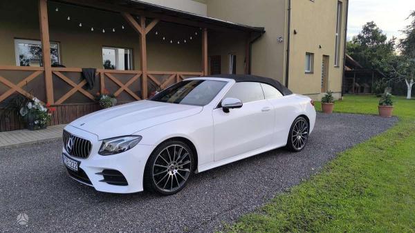 White Mercedes-Benz E 300 2018 in Kursenai, with an engine capacity of 1.99 L and mileage of 75 thousand km for 30500 €, photo 6 on AUTOMOTO.COM.LV