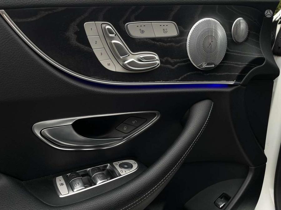 Balts Mercedes-Benz E 300 2018 Kuršėnai, ar dzinēja tilpumu 1.99 L un nobraukumu 75 tūkst. km par 30500 €, foto 27 vietnē AUTOMOTO.COM.LV