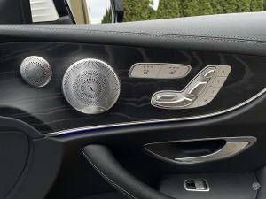 Balts Mercedes-Benz E 300 2018 Kuršėnai, ar dzinēja tilpumu 1.99 L un nobraukumu 75 tūkst. km par 30500 €, foto 29 vietnē AUTOMOTO.COM.LV