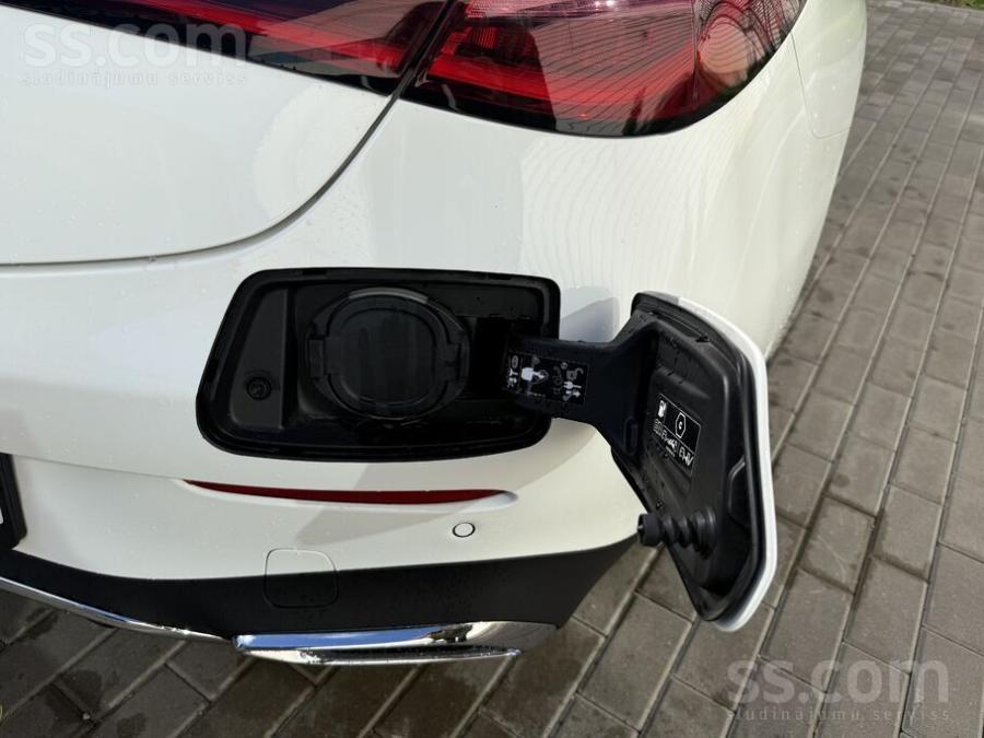 Белый Мерседес Е 300 2025 в Юрмала, объемом двигателя 3.00 л и пробегом 21 тыс. км за 64000 €, фото 10 на AUTOMOTO.COM.LV