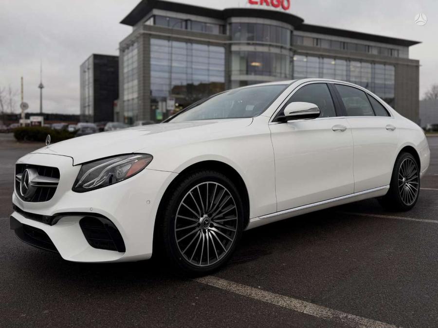 Balts Mercedes-Benz E 300 2017 Viļņa, ar dzinēja tilpumu 2.00 L un nobraukumu 90 tūkst. km par 26000 €, foto 2 vietnē AUTOMOTO.COM.LV