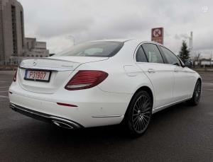 Balts Mercedes-Benz E 300 2017 Viļņa, ar dzinēja tilpumu 2.00 L un nobraukumu 90 tūkst. km par 26000 €, foto 8 vietnē AUTOMOTO.COM.LV