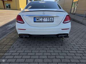 White Mercedes-Benz E 300 2017 in Kaunas, with an engine capacity of 2.00 L and mileage of 147 thousand km for 23000 €, photo 6 on AUTOMOTO.COM.LV