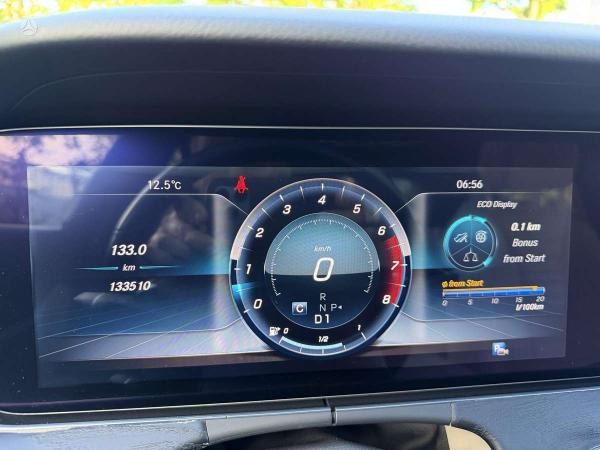 White Mercedes-Benz E 300 2018 in Kaunas, with an engine capacity of 1.99 L and mileage of 134 thousand km for 25000 €, photo 10 on AUTOMOTO.COM.LV