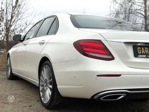 Balts Mercedes-Benz E 300 2019 Šauļi, ar dzinēja tilpumu 1.95 L un nobraukumu 158 tūkst. km par 24999 €, foto 7 vietnē AUTOMOTO.COM.LV