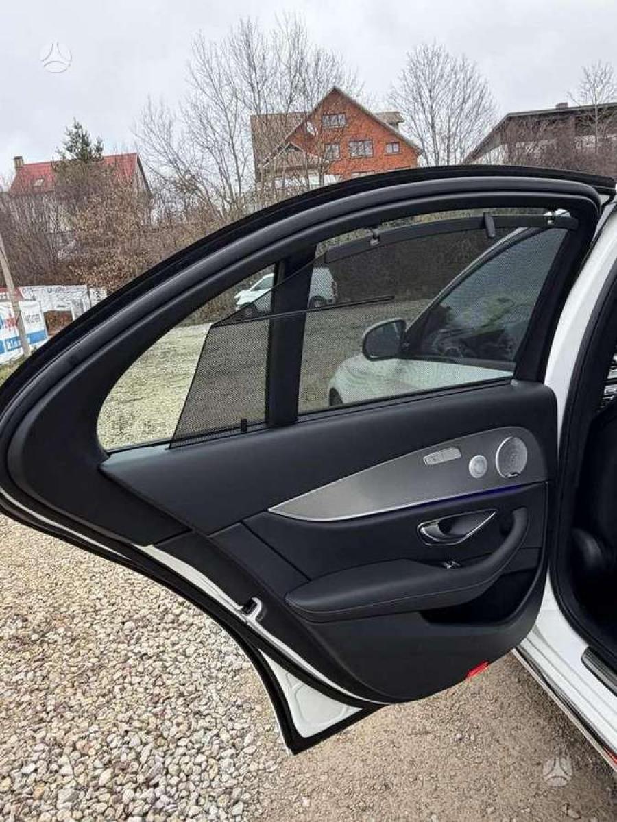Balts Mercedes-Benz E 300 2019 Šauļi, ar dzinēja tilpumu 1.95 L un nobraukumu 158 tūkst. km par 24999 €, foto 34 vietnē AUTOMOTO.COM.LV