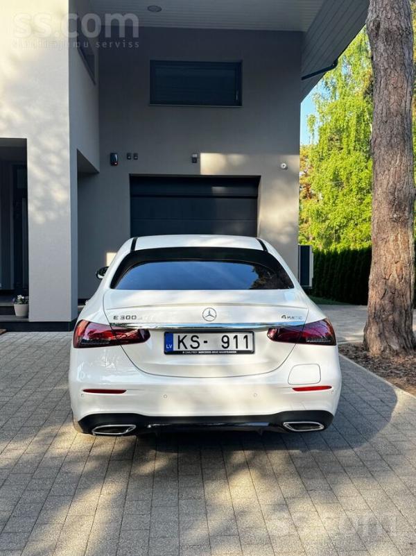 Balts Mercedes-Benz E 300 2021 Rīga, ar dzinēja tilpumu 2.00 L un nobraukumu 69 tūkst. km par 44800 €, foto 6 vietnē AUTOMOTO.COM.LV