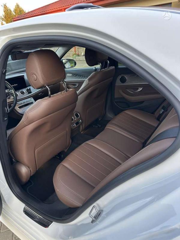 White Mercedes-Benz E 300 2021 in Vilnius, with an engine capacity of 1.99 L and mileage of 140 thousand km for 36500 €, photo 11 on AUTOMOTO.COM.LV