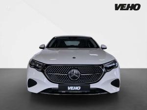 Balts Mercedes-Benz E 300 2023 Kauņa, ar dzinēja tilpumu 1.99 L un nobraukumu 15 tūkst. km par 45900 €, foto 9 vietnē AUTOMOTO.COM.LV