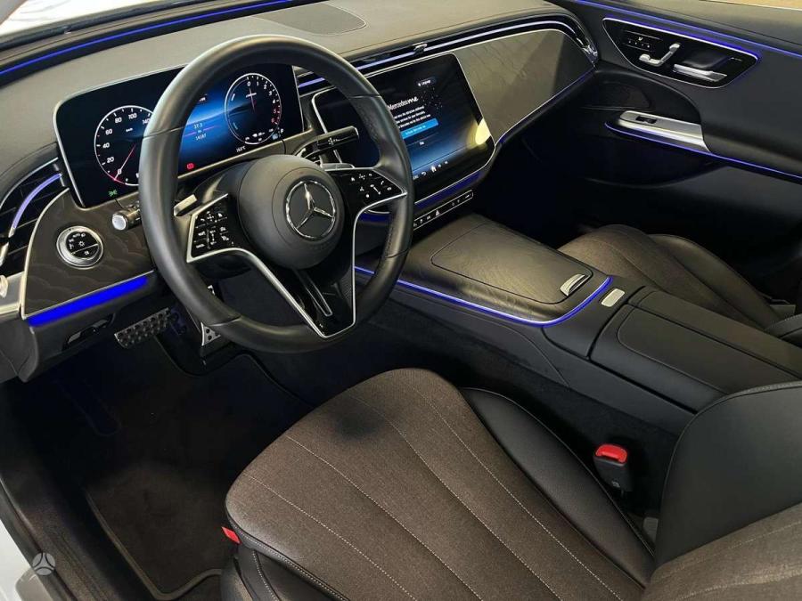 Balts Mercedes-Benz E 300 2023 Kauņa, ar dzinēja tilpumu 1.99 L un nobraukumu 15 tūkst. km par 45900 €, foto 11 vietnē AUTOMOTO.COM.LV