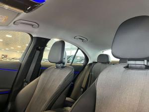 Balts Mercedes-Benz E 300 2023 Kauņa, ar dzinēja tilpumu 1.99 L un nobraukumu 15 tūkst. km par 45900 €, foto 16 vietnē AUTOMOTO.COM.LV