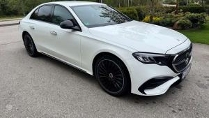 Balts Mercedes-Benz E 300 2024 Klaipėda, ar dzinēja tilpumu 1.99 L un nobraukumu 38 tūkst. km par 55000 €, foto 8 vietnē AUTOMOTO.COM.LV