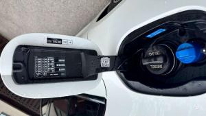 Balts Mercedes-Benz E 300 2024 Klaipėda, ar dzinēja tilpumu 1.99 L un nobraukumu 38 tūkst. km par 55000 €, foto 18 vietnē AUTOMOTO.COM.LV