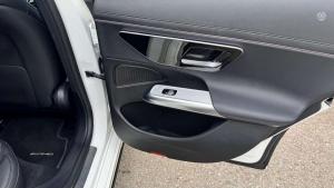 Balts Mercedes-Benz E 300 2024 Klaipėda, ar dzinēja tilpumu 1.99 L un nobraukumu 38 tūkst. km par 55000 €, foto 20 vietnē AUTOMOTO.COM.LV