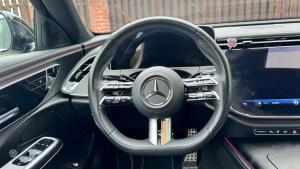 Balts Mercedes-Benz E 300 2024 Klaipėda, ar dzinēja tilpumu 1.99 L un nobraukumu 38 tūkst. km par 55000 €, foto 22 vietnē AUTOMOTO.COM.LV