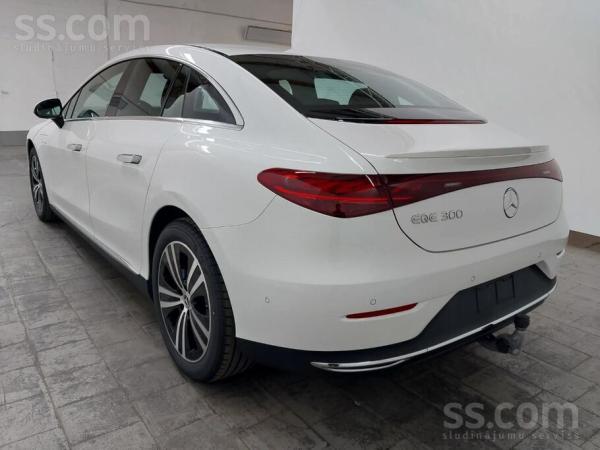 White Mercedes-Benz E 300 2025 in Riga, with an engine capacity of 3.00 L and mileage of 13 thousand km for 46900 €, photo 3 on AUTOMOTO.COM.LV
