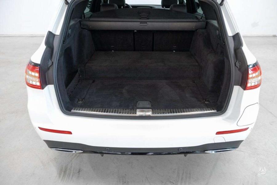 Balts Mercedes-Benz E 300 2021 Viļņa, ar dzinēja tilpumu 2.00 L un nobraukumu 120 tūkst. km par 28250 €, foto 24 vietnē AUTOMOTO.COM.LV
