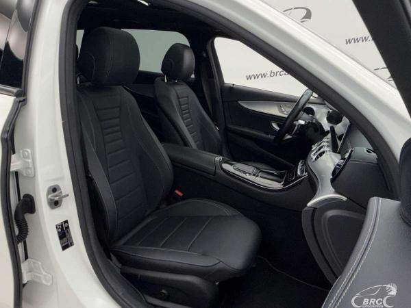 White Mercedes-Benz E 300 2021 in Vilnius, with an engine capacity of 1.95 L and mileage of 105 thousand km for 27900 €, photo 9 on AUTOMOTO.COM.LV