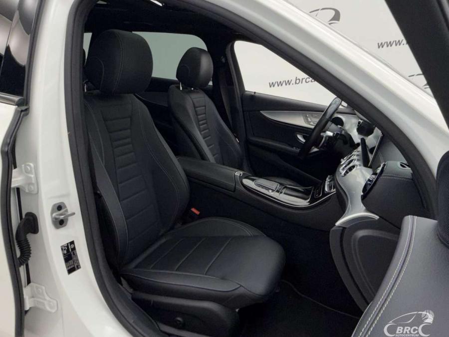 White Mercedes-Benz E 300 2021 in Vilnius, with an engine capacity of 1.95 L and mileage of 105 thousand km for 27900 €, photo 9 on AUTOMOTO.COM.LV