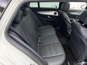 White Mercedes-Benz E 300 2021 in Vilnius, with an engine capacity of 1.95 L and mileage of 105 thousand km for 27900 €, photo 13 on AUTOMOTO.COM.LV