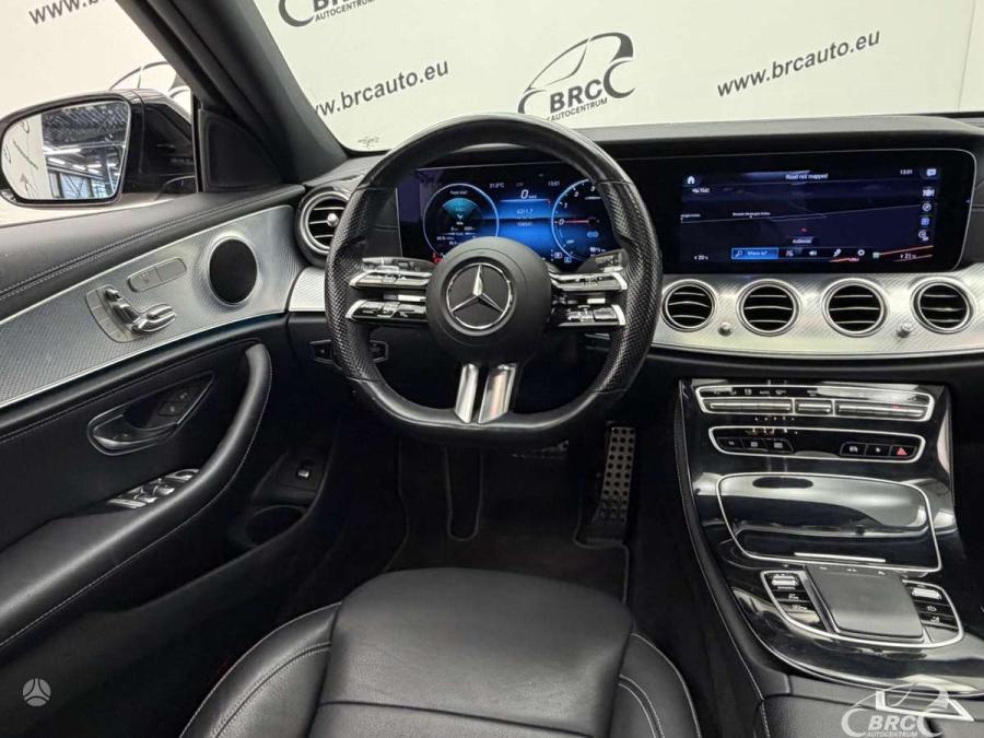 White Mercedes-Benz E 300 2021 in Vilnius, with an engine capacity of 1.95 L and mileage of 105 thousand km for 27900 €, photo 16 on AUTOMOTO.COM.LV