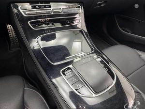 White Mercedes-Benz E 300 2021 in Vilnius, with an engine capacity of 1.95 L and mileage of 105 thousand km for 27900 €, photo 28 on AUTOMOTO.COM.LV