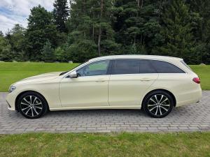 Dzeltens Mercedes-Benz E 300 2021 Telšiai, ar dzinēja tilpumu 1.95 L un nobraukumu 264 tūkst. km par 18700 €, foto 12 vietnē AUTOMOTO.COM.LV