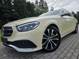 Dzeltens Mercedes-Benz E 300 2021 Telšiai, ar dzinēja tilpumu 1.95 L un nobraukumu 264 tūkst. km par 18700 €, foto 18 vietnē AUTOMOTO.COM.LV