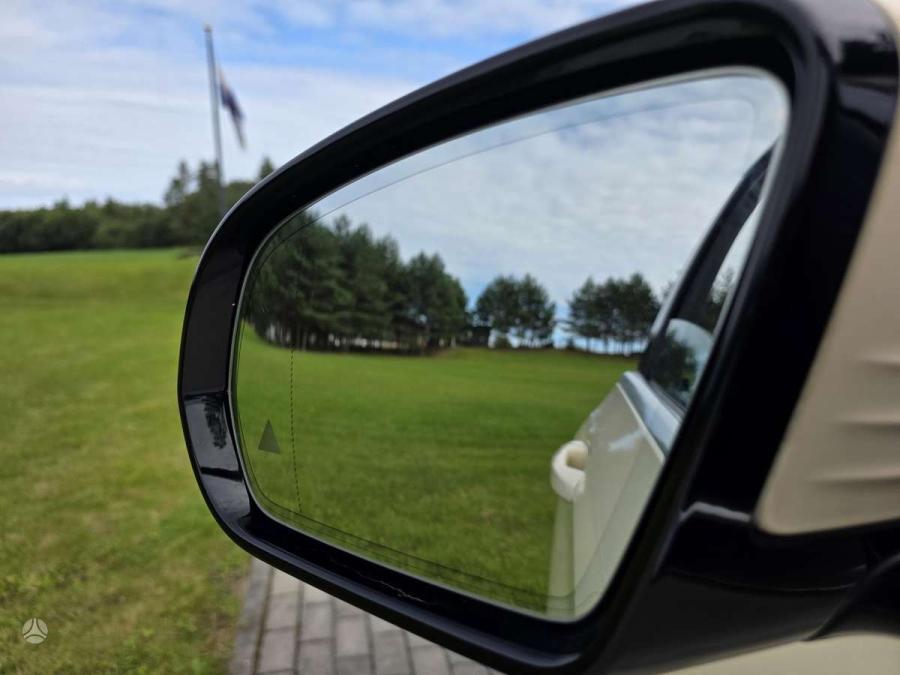 Dzeltens Mercedes-Benz E 300 2021 Telšiai, ar dzinēja tilpumu 1.95 L un nobraukumu 264 tūkst. km par 18700 €, foto 22 vietnē AUTOMOTO.COM.LV