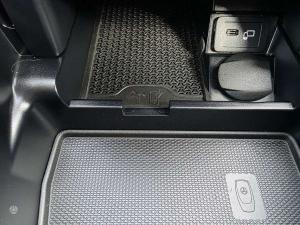 Dzeltens Mercedes-Benz E 300 2021 Telšiai, ar dzinēja tilpumu 1.95 L un nobraukumu 264 tūkst. km par 18700 €, foto 38 vietnē AUTOMOTO.COM.LV