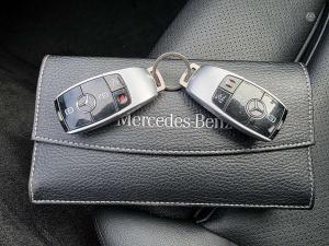 Dzeltens Mercedes-Benz E 300 2021 Telšiai, ar dzinēja tilpumu 1.95 L un nobraukumu 264 tūkst. km par 18700 €, foto 39 vietnē AUTOMOTO.COM.LV