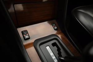 Melns Mercedes-Benz E 320 1995 Jelgava, ar dzinēja tilpumu 3.20 L un nobraukumu 160 tūkst. km par 9600 €, foto 18 vietnē AUTOMOTO.COM.LV