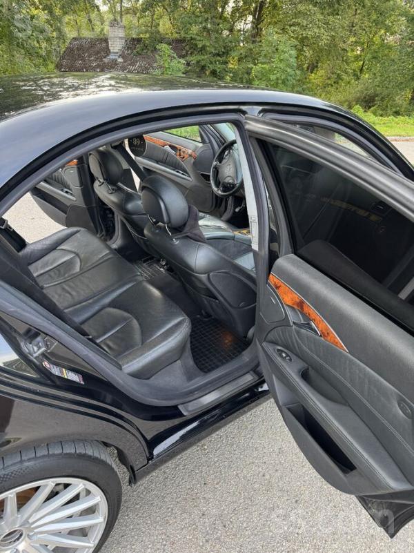 Mercedes-Benz E 320 2002 RÄzekne vietnÄ Melns Mercedes-Benz E 320 2002 RÄzekne, ar dzinÄja tilpumu 3.20 L un nobraukumu 461 tÅ«kst. km par 4300 ā¬, foto 5 vietnÄ AUTOMOTO.COM.LV