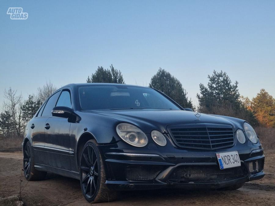 Melns Mercedes-Benz E 320 2003 Viļņa, ar dzinēja tilpumu 3.20 L un nobraukumu 292 tūkst. km par 3500 €, foto 7 vietnē AUTOMOTO.COM.LV