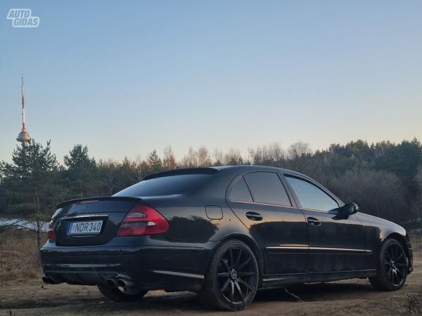 Melns Mercedes-Benz E 320 2003 Viļņa, ar dzinēja tilpumu 3.20 L un nobraukumu 292 tūkst. km par 3500 €, foto 9 vietnē AUTOMOTO.COM.LV