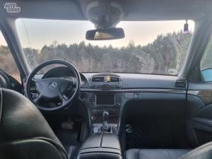 Melns Mercedes-Benz E 320 2003 Viļņa, ar dzinēja tilpumu 3.20 L un nobraukumu 292 tūkst. km par 3500 €, foto 17 vietnē AUTOMOTO.COM.LV