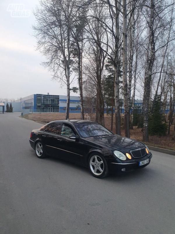 Melns Mercedes-Benz E 320 2003 Ukmergė, ar dzinēja tilpumu 3.20 L un nobraukumu 390 tūkst. km par 2300 €, foto 5 vietnē AUTOMOTO.COM.LV