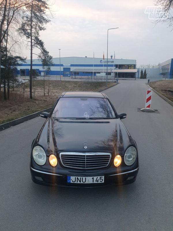 Melns Mercedes-Benz E 320 2003 Ukmergė, ar dzinēja tilpumu 3.20 L un nobraukumu 390 tūkst. km par 2300 €, foto 6 vietnē AUTOMOTO.COM.LV