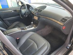 Melns Mercedes-Benz E 320 2003 Kauņa, ar dzinēja tilpumu 3.20 L un nobraukumu 370 tūkst. km par 3200 €, foto 11 vietnē AUTOMOTO.COM.LV