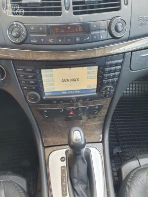 Melns Mercedes-Benz E 320 2003 Kauņa, ar dzinēja tilpumu 3.20 L un nobraukumu 370 tūkst. km par 3200 €, foto 14 vietnē AUTOMOTO.COM.LV