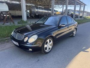 Melns Mercedes-Benz E 320 2003 Klaipėda, ar dzinēja tilpumu 3.20 L un nobraukumu 326 tūkst. km par 1900 €, foto  vietnē AUTOMOTO.COM.LV