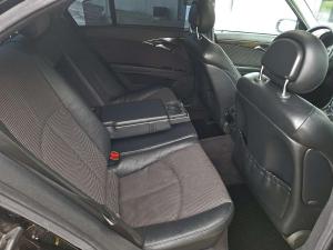 Melns Mercedes-Benz E 320 2003 Jonava, ar dzinēja tilpumu 3.22 L un nobraukumu 300 tūkst. km par 2500 €, foto 12 vietnē AUTOMOTO.COM.LV