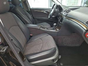 Melns Mercedes-Benz E 320 2003 Jonava, ar dzinēja tilpumu 3.22 L un nobraukumu 300 tūkst. km par 2500 €, foto 14 vietnē AUTOMOTO.COM.LV