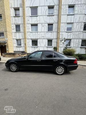 Melns Mercedes-Benz E 320 2003 Viļņa, ar dzinēja tilpumu 3.20 L un nobraukumu 278 tūkst. km par 2950 €, foto 4 vietnē AUTOMOTO.COM.LV