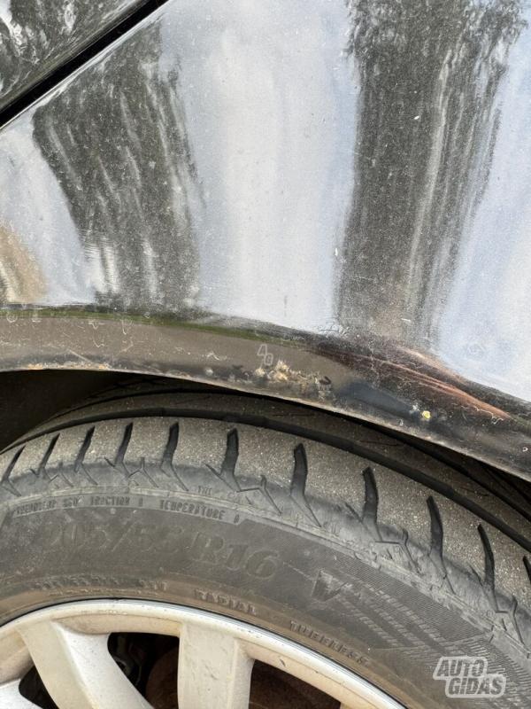 Melns Mercedes-Benz E 320 2003 Viļņa, ar dzinēja tilpumu 3.20 L un nobraukumu 278 tūkst. km par 2950 €, foto 5 vietnē AUTOMOTO.COM.LV