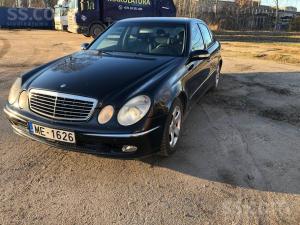 Melns Mercedes-Benz E 320 2004 Rīga, ar dzinēja tilpumu 3.20 L un nobraukumu 591 tūkst. km par 1250 €, foto  vietnē AUTOMOTO.COM.LV