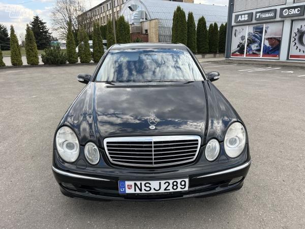 Black Mercedes-Benz E 320 2004 in Alytus, with an engine capacity of 3.20 L and mileage of 340 thousand km for 3650 €, photo 2 on AUTOMOTO.COM.LV