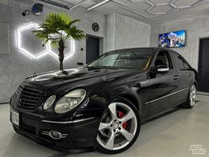 Black Mercedes-Benz E 320 2004 in Kaunas, with an engine capacity of 3.20 L and mileage of 368 thousand km for 4550 €, photo 9 on AUTOMOTO.COM.LV