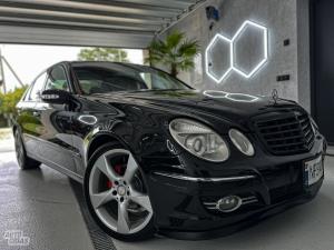 Black Mercedes-Benz E 320 2004 in Kaunas, with an engine capacity of 3.20 L and mileage of 368 thousand km for 4550 €, photo 14 on AUTOMOTO.COM.LV
